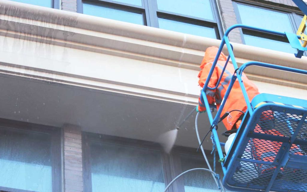 Low Pressure Washing Services For Commercial Buildings